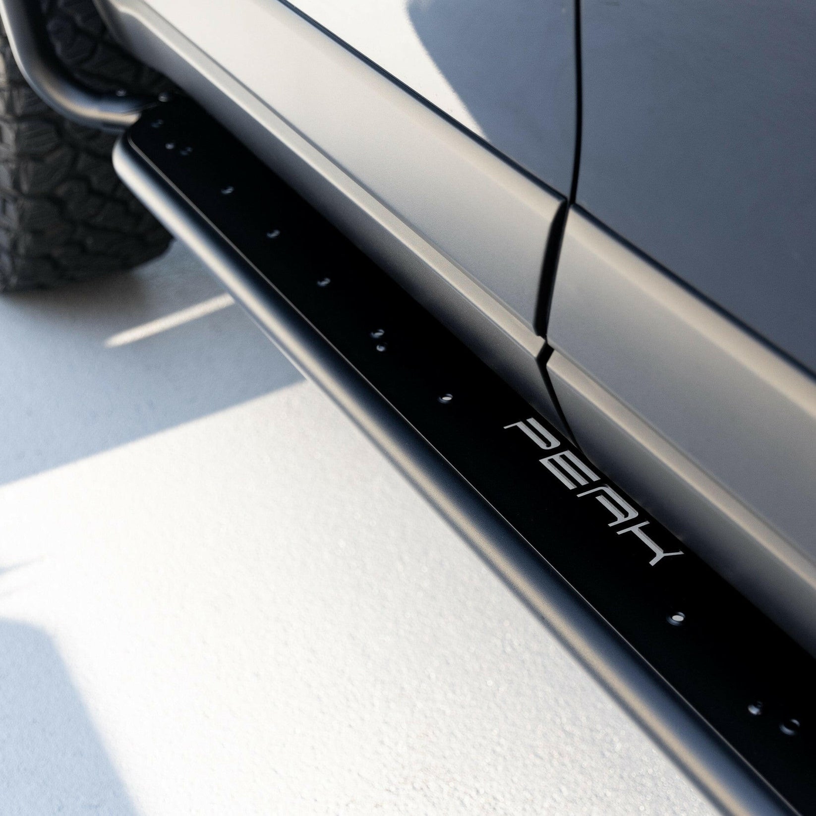 PEAK Rock Sliders (Side Steps) for KGM SsangYong Musso – PEAK 4x4